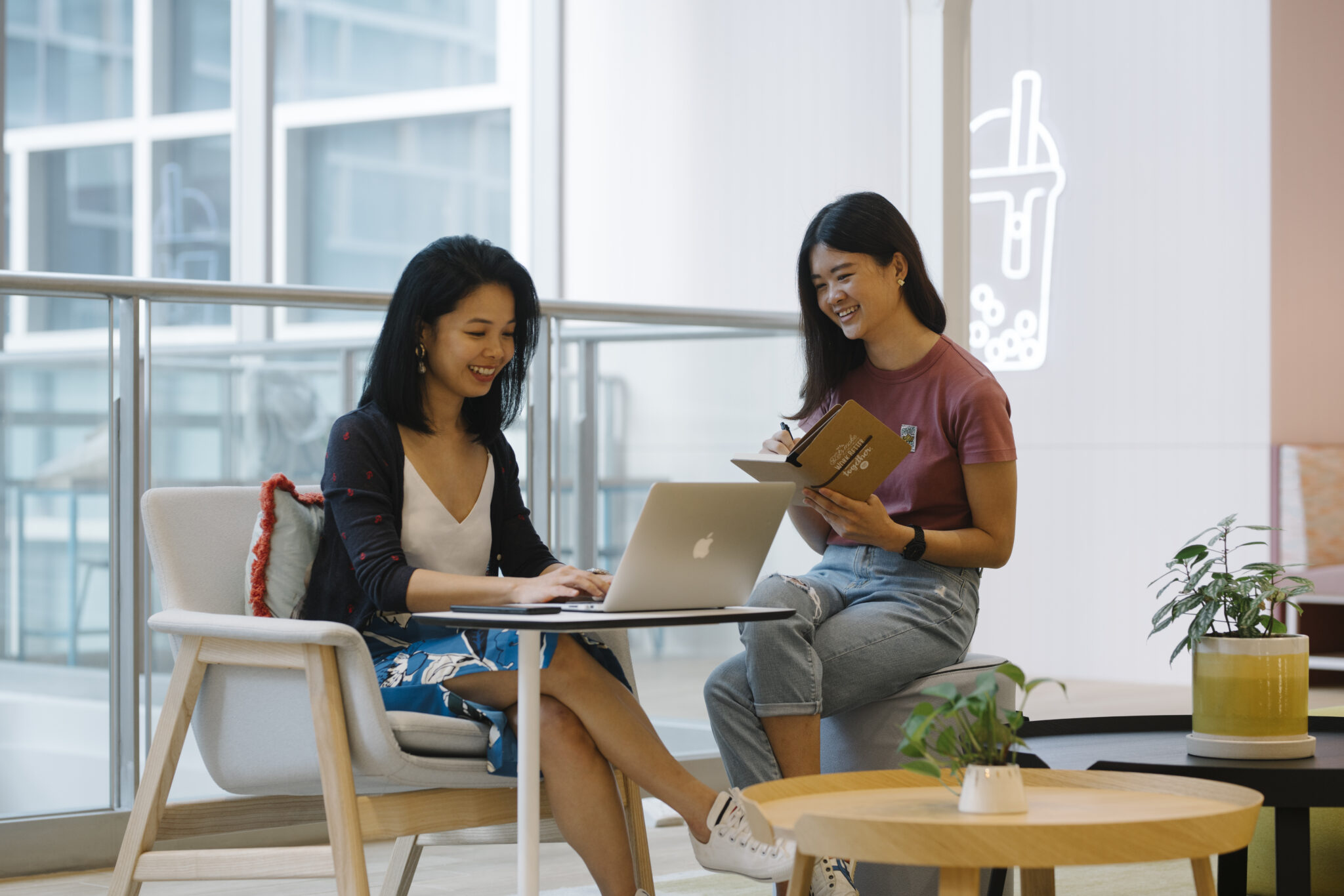 Hybrid workplace strategies for business growth in 2025